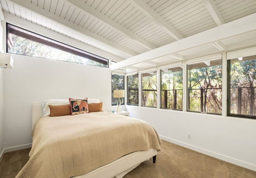PASADENA BUFF AND HENSMAN THE SALTMAN RESIDENCE — Modern Living LA