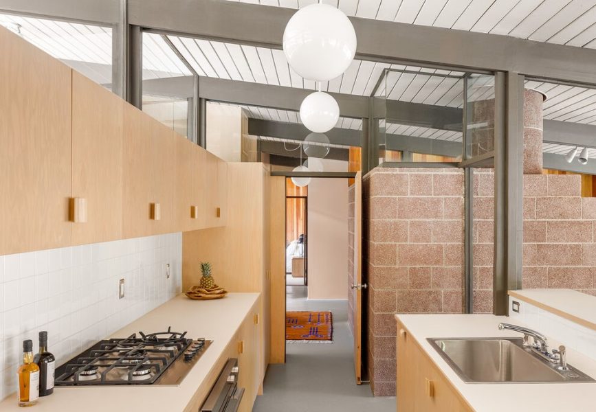 CRESTWOOD HILLS THE HART RESIDENCE - A. QUINCY JONES AND WHITNEY R ...