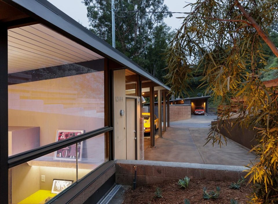 CRESTWOOD HILLS THE HART RESIDENCE - A. QUINCY JONES AND WHITNEY R ...