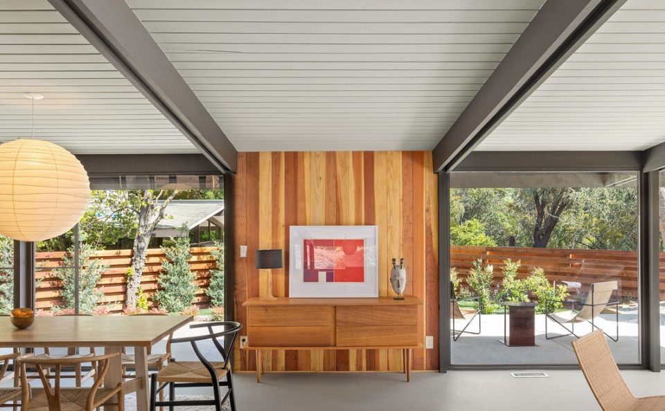 CRESTWOOD HILLS THE HART RESIDENCE - A. QUINCY JONES AND WHITNEY R ...