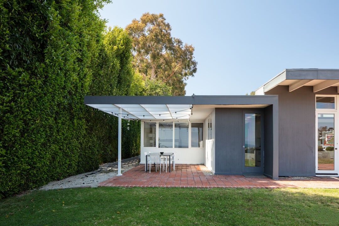 PACIFIC PALISADES RODNEY WALKER’S WEST HOUSE CASE STUDY 18 — Modern ...