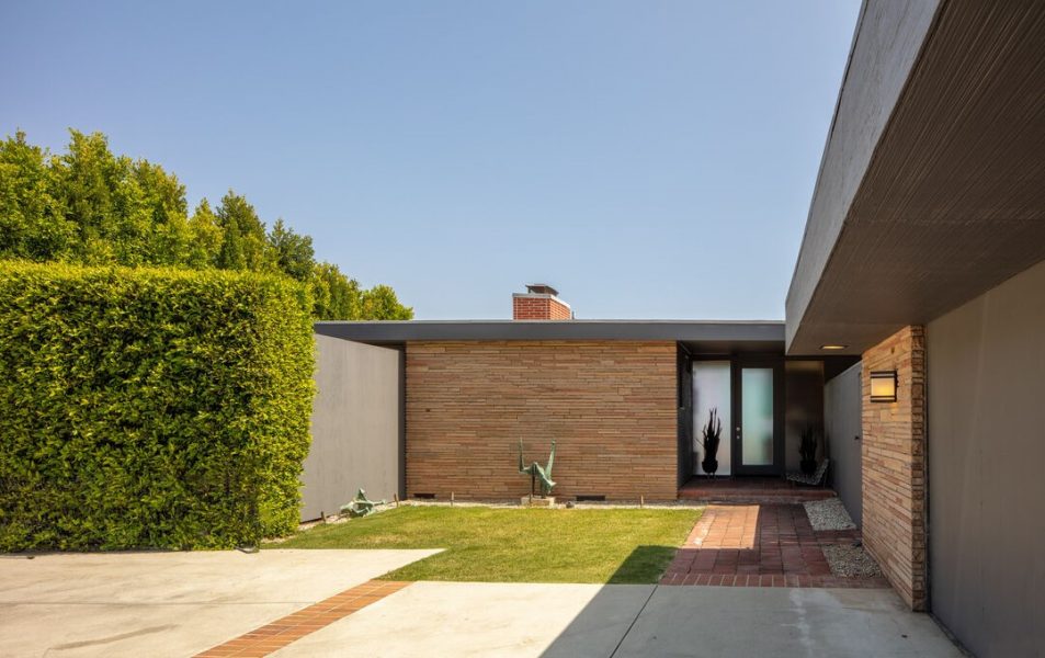 PACIFIC PALISADES RODNEY WALKER’S WEST HOUSE CASE STUDY 18 — Modern ...
