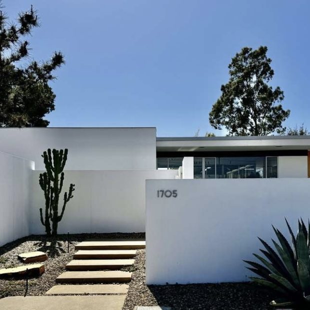 BEVERLY HILLS RICHARD NEUTRA'S WILLIAM H. LEVIT — Modern Living LA