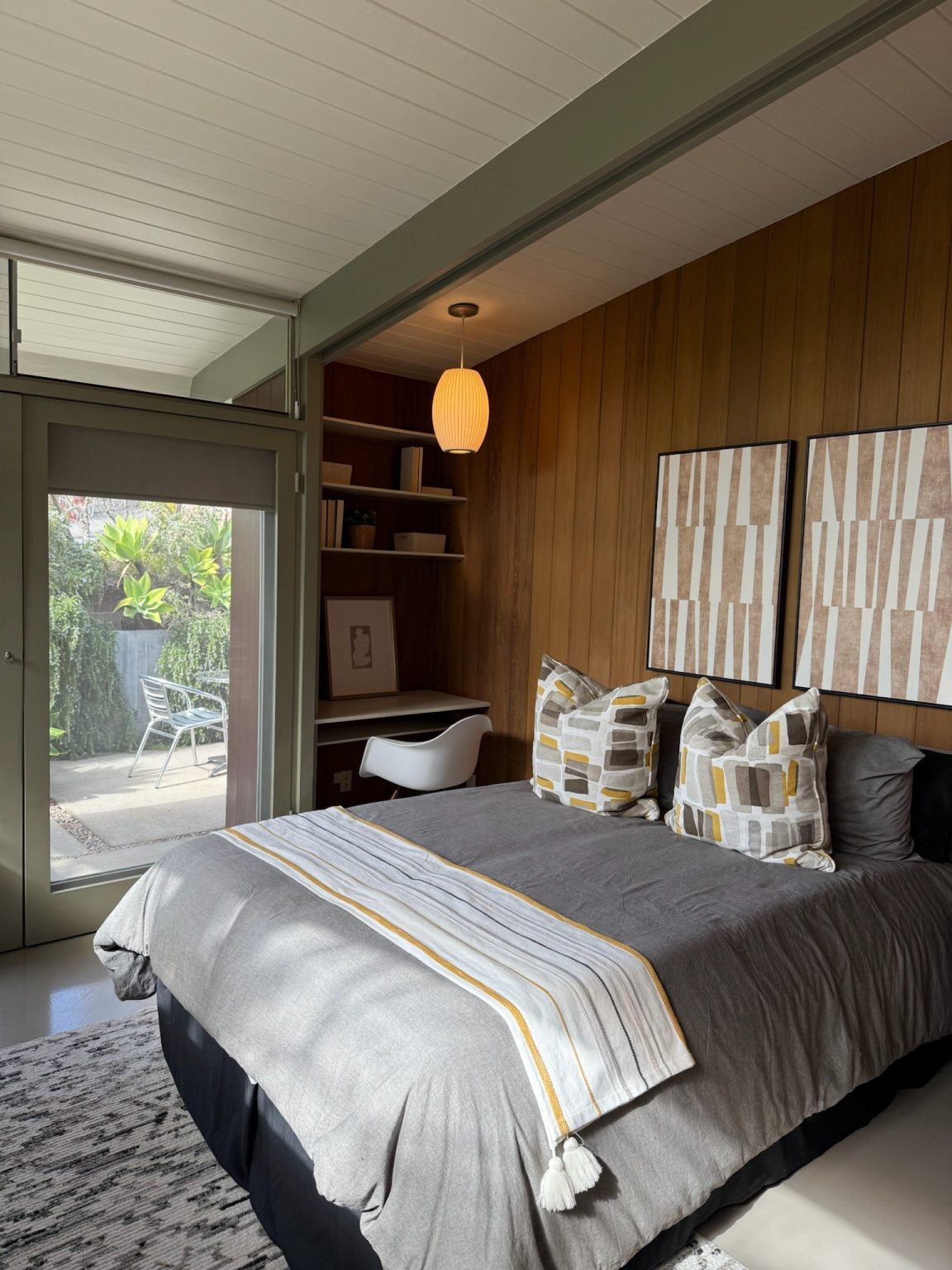 BRENTWOOD THE VOLK HOUSE A. QUINCY JONES & WHITNEY R. SMITH — Modern ...